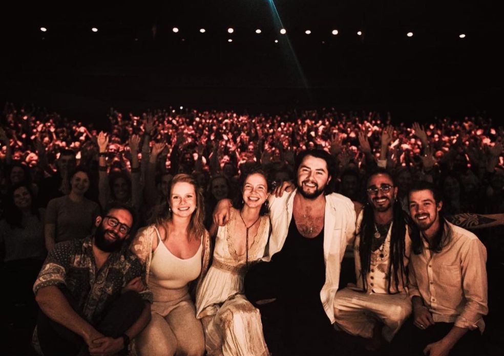 Voyage en musique : découvrez le groupe Ajeet - Emeraude Sophrologie